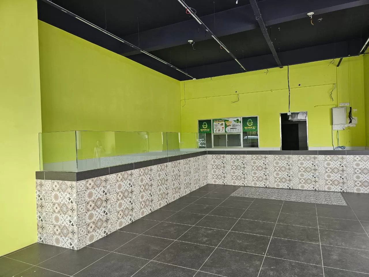 Ground floor Semi-D shoplot office at Iconic Point, Simpang Ampat ...